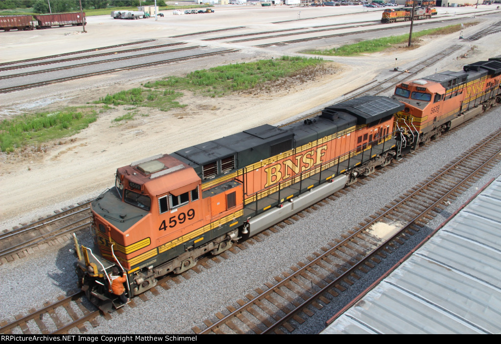 BNSF 4599